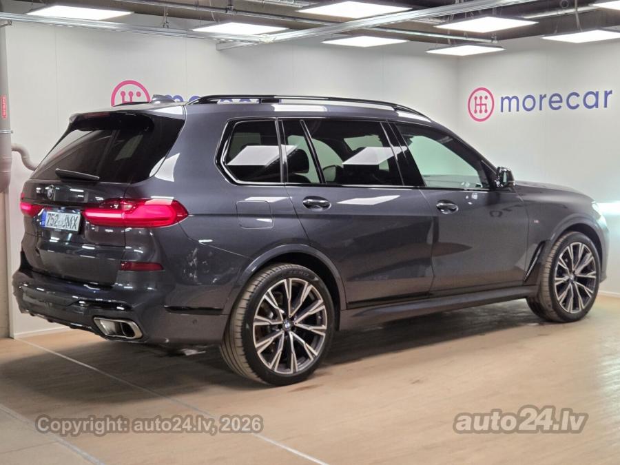 Grey BMW X7 2020 in Tallinn, with an engine capacity of 3.00 L and mileage of 121 thousand km for 69900 €, photo 5 on AUTOMOTO.COM.LV