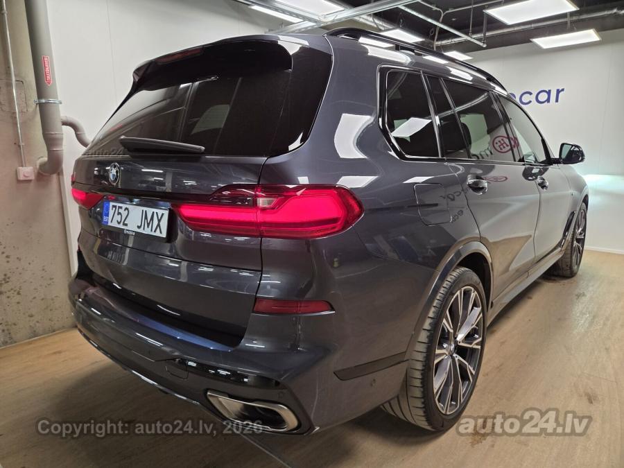 Grey BMW X7 2020 in Tallinn, with an engine capacity of 3.00 L and mileage of 121 thousand km for 69900 €, photo 7 on AUTOMOTO.COM.LV