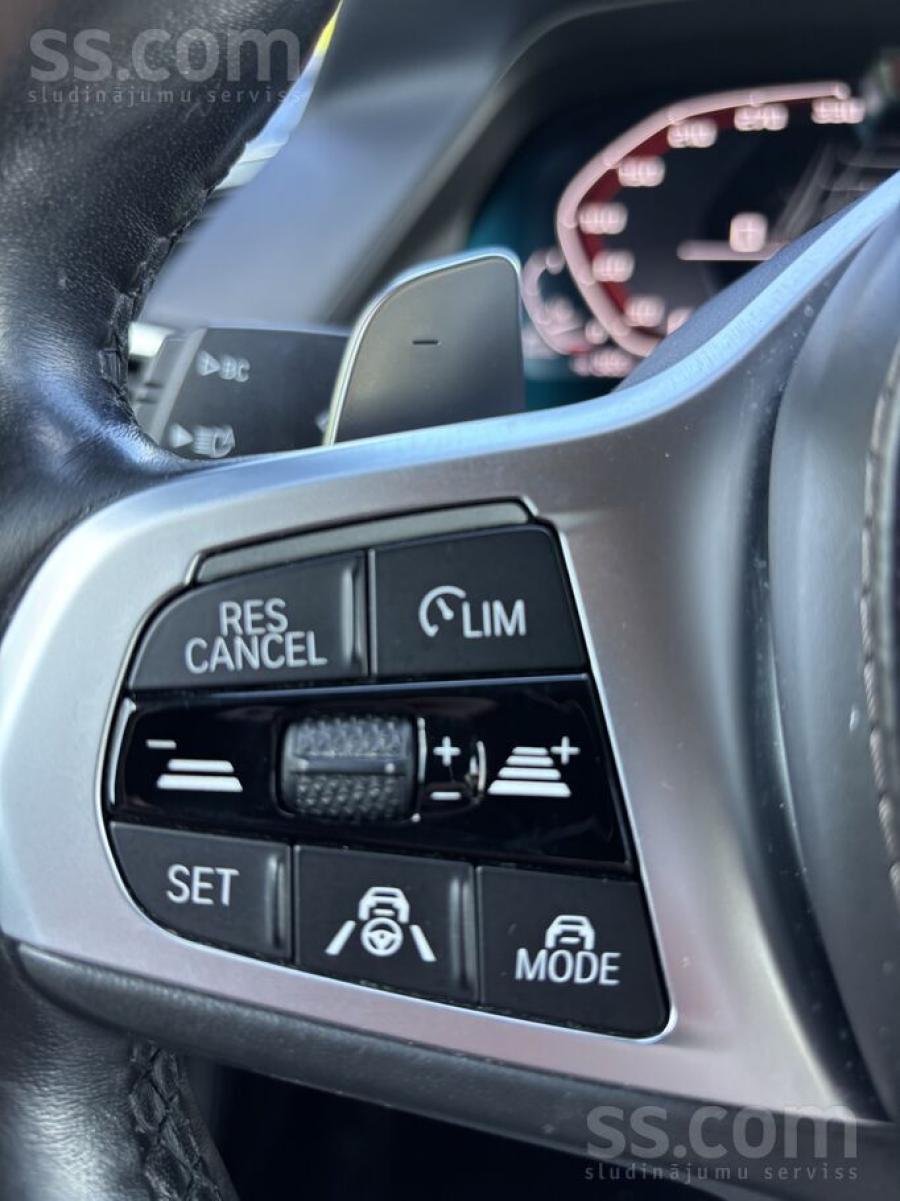 Pelēks BMW X7 2020 Rīga, ar dzinēja tilpumu 3.00 L un nobraukumu 215 tūkst. km par 44500 €, foto 33 vietnē AUTOMOTO.COM.LV