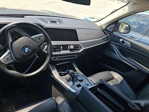 БМВ X7 2020 в Шяуляй на AUTOMOTO.COM.LV Серый БМВ X7 2020 в Шяуляй, объемом двигателя 3.00 л и пробегом 130 тыс. км за 31600 €, фото 7 на AUTOMOTO.COM.LV