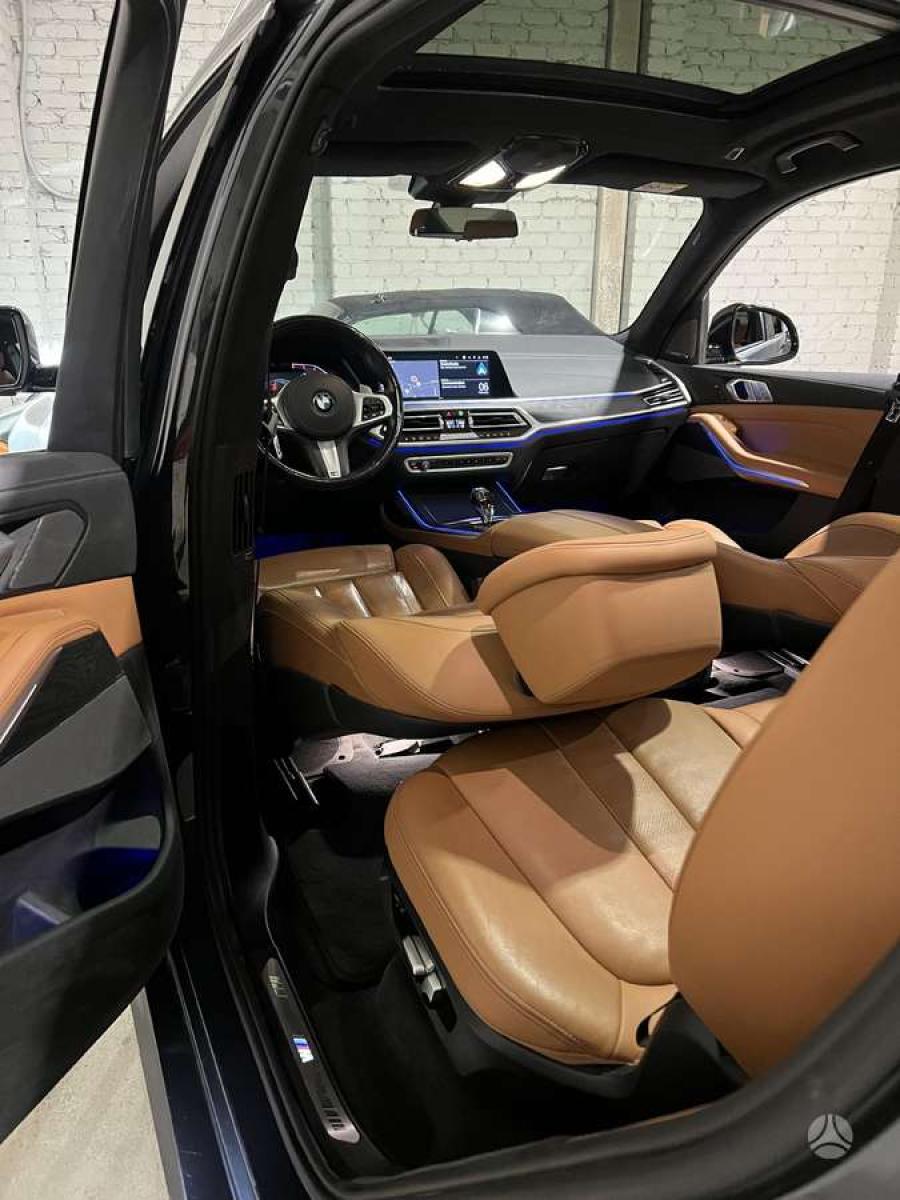 Pelēks BMW X7 2021 Klaipėda, ar dzinēja tilpumu 2.99 L un nobraukumu 230 tūkst. km par 49500 €, foto 26 vietnē AUTOMOTO.COM.LV