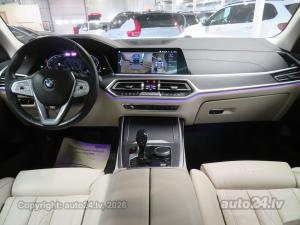 Grey BMW X7 2021 in Tallinn, with an engine capacity of 3.00 L and mileage of 140 thousand km for 49900 €, photo 4 on AUTOMOTO.COM.LV