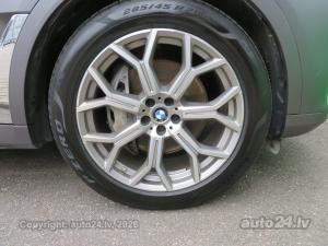 Grey BMW X7 2021 in Tallinn, with an engine capacity of 3.00 L and mileage of 140 thousand km for 49900 €, photo 13 on AUTOMOTO.COM.LV