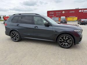 Pelēks BMW X7 2021 Šauļi, ar dzinēja tilpumu 2.99 L un nobraukumu 152 tūkst. km par 49500 €, foto 3 vietnē AUTOMOTO.COM.LV