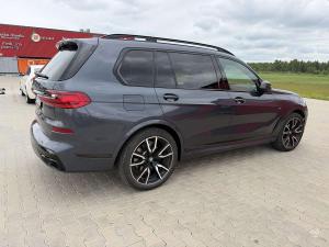 Pelēks BMW X7 2021 Šauļi, ar dzinēja tilpumu 2.99 L un nobraukumu 152 tūkst. km par 49500 €, foto 9 vietnē AUTOMOTO.COM.LV