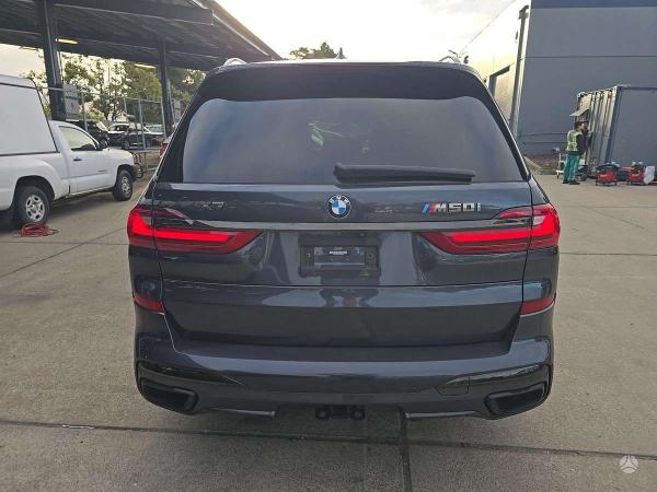 Grey BMW X7 2021 in Kaunas, with an engine capacity of 4.40 L and mileage of 158 thousand km for 41000 €, photo 6 on AUTOMOTO.COM.LV