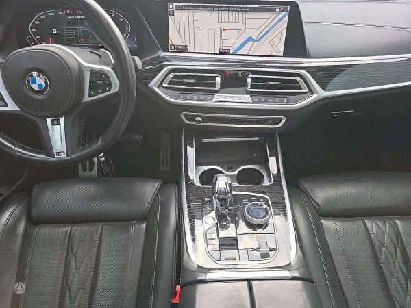 Grey BMW X7 2021 in Kaunas, with an engine capacity of 4.40 L and mileage of 158 thousand km for 41000 €, photo 7 on AUTOMOTO.COM.LV