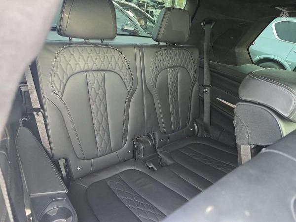 Grey BMW X7 2021 in Kaunas, with an engine capacity of 4.40 L and mileage of 158 thousand km for 41000 €, photo 10 on AUTOMOTO.COM.LV