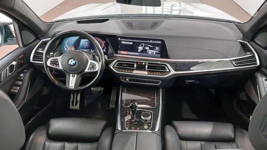 Pelēks BMW X7 2022 Viļņa, ar dzinēja tilpumu 4.40 L un nobraukumu 94 tūkst. km par 57690 €, foto 6 vietnē AUTOMOTO.COM.LV