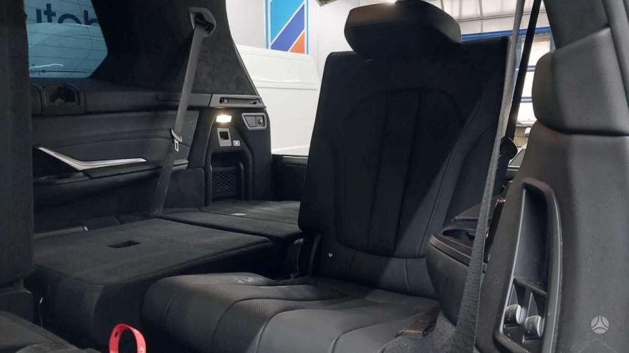 Pelēks BMW X7 2022 Viļņa, ar dzinēja tilpumu 4.40 L un nobraukumu 94 tūkst. km par 57690 €, foto 12 vietnē AUTOMOTO.COM.LV