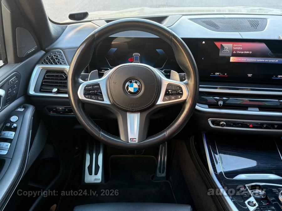 Grey BMW X7 2022 in Tallinn, with an engine capacity of 3.00 L and mileage of 58 thousand km for 82900 €, photo 12 on AUTOMOTO.COM.LV