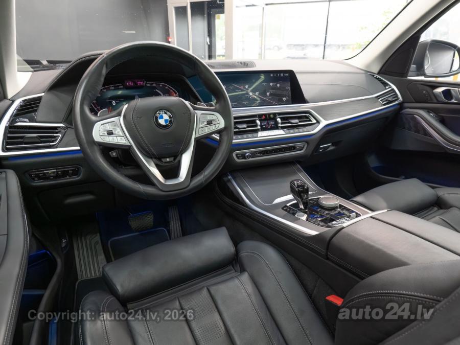 Серый БМВ X7 2022 в Таллин, объемом двигателя 3.00 л и пробегом 57 тыс. км за 62990 €, фото 7 на AUTOMOTO.COM.LV