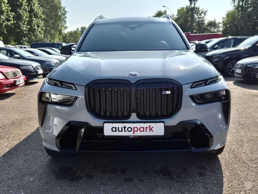 Pelēks BMW X7 2023 Viļņa, ar dzinēja tilpumu 4.40 L un nobraukumu 39 tūkst. km par 94900 €, foto 2 vietnē AUTOMOTO.COM.LV