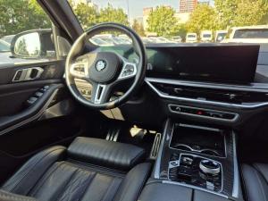 Grey BMW X7 2023 in Vilnius, with an engine capacity of 4.40 L and mileage of 39 thousand km for 94900 €, photo 8 on AUTOMOTO.COM.LV