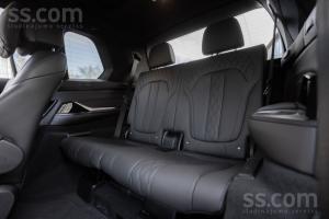Серый БМВ X7 2023 в Елгава, объемом двигателя 3.00 л и пробегом 89 тыс. км за 90700 €, фото 32 на AUTOMOTO.COM.LV