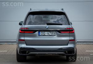 Grey BMW X7 2023 in Riga, with an engine capacity of 3.00 L and mileage of 63 thousand km for 84900 €, photo 6 on AUTOMOTO.COM.LV