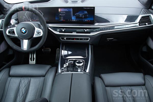Grey BMW X7 2023 in Riga, with an engine capacity of 3.00 L and mileage of 63 thousand km for 84900 €, photo 6 on AUTOMOTO.COM.LV