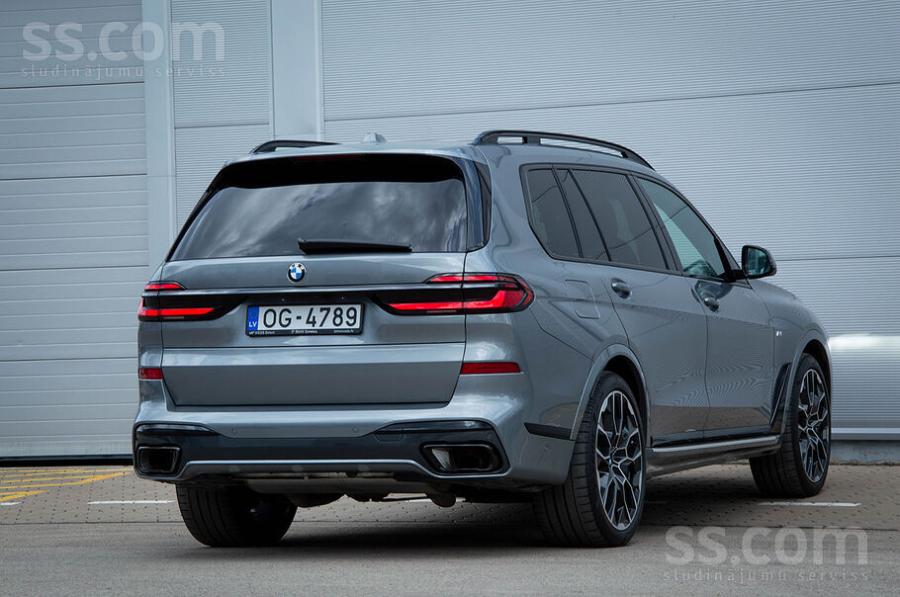 Grey BMW X7 2023 in Riga, with an engine capacity of 3.00 L and mileage of 63 thousand km for 84900 €, photo 25 on AUTOMOTO.COM.LV