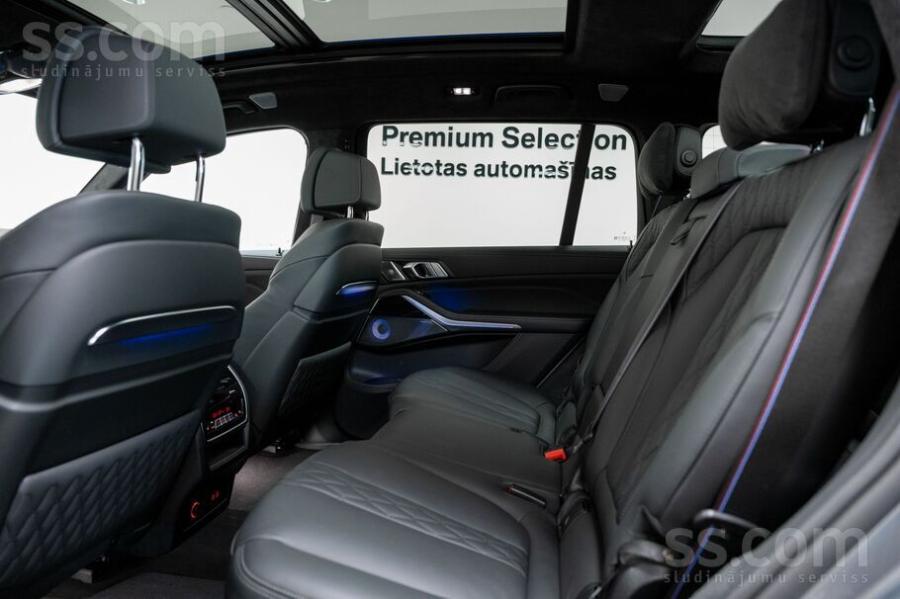 Pelēks BMW X7 2023 Rīga, ar dzinēja tilpumu 3.00 L un nobraukumu 63 tūkst. km par 78500 €, foto 9 vietnē AUTOMOTO.COM.LV