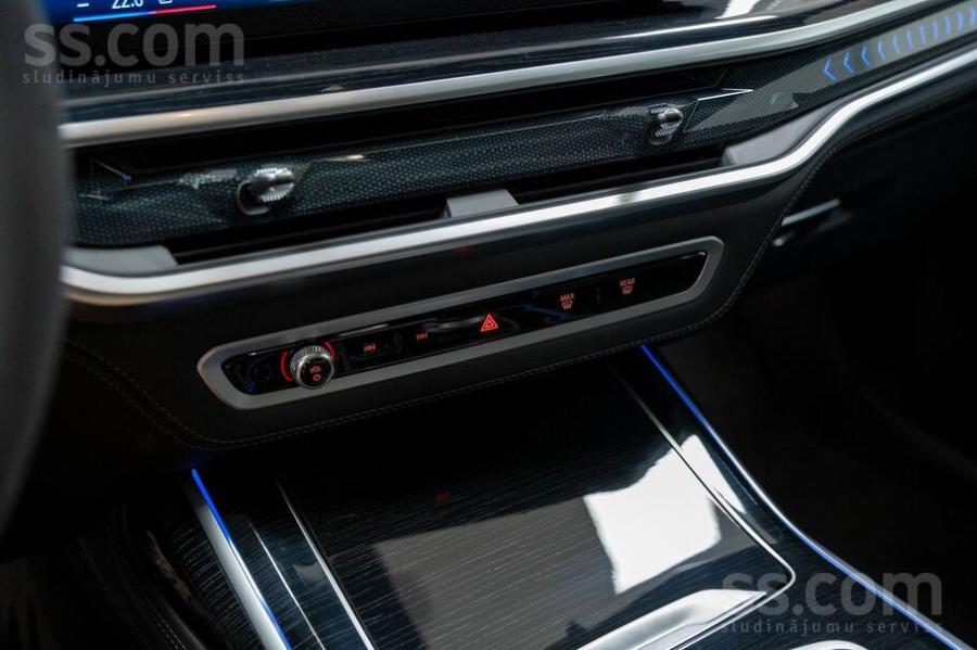 Pelēks BMW X7 2023 Rīga, ar dzinēja tilpumu 3.00 L un nobraukumu 63 tūkst. km par 78500 €, foto 15 vietnē AUTOMOTO.COM.LV