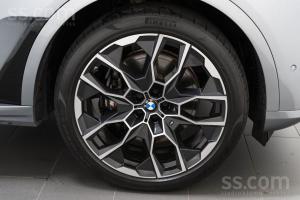 Pelēks BMW X7 2023 Rīga, ar dzinēja tilpumu 3.00 L un nobraukumu 63 tūkst. km par 78500 €, foto 16 vietnē AUTOMOTO.COM.LV