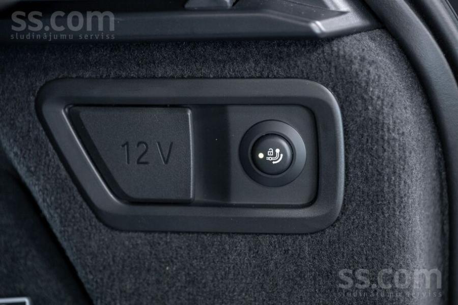 Pelēks BMW X7 2023 Rīga, ar dzinēja tilpumu 3.00 L un nobraukumu 63 tūkst. km par 78500 €, foto 21 vietnē AUTOMOTO.COM.LV