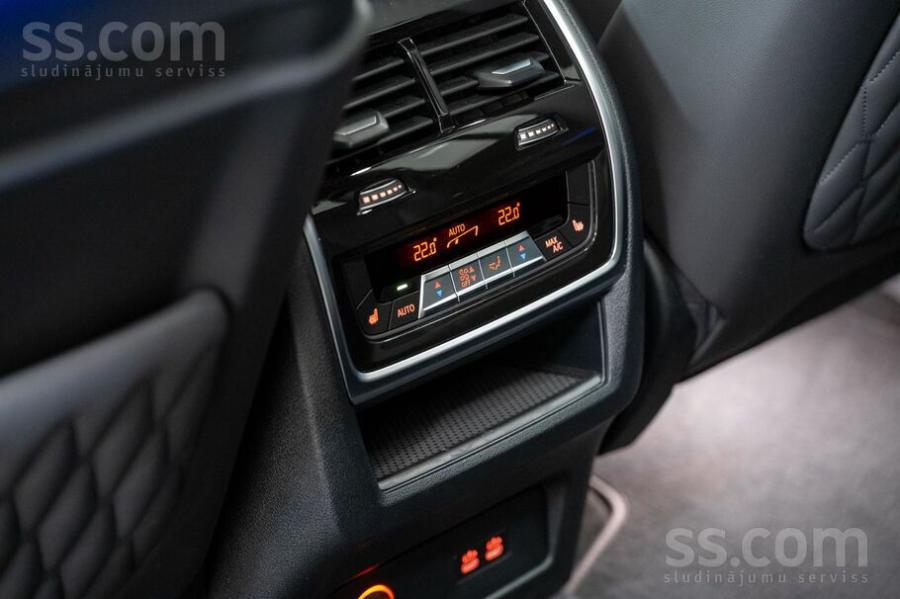 Pelēks BMW X7 2023 Rīga, ar dzinēja tilpumu 3.00 L un nobraukumu 63 tūkst. km par 78500 €, foto 25 vietnē AUTOMOTO.COM.LV