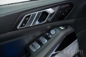 Pelēks BMW X7 2023 Rīga, ar dzinēja tilpumu 3.00 L un nobraukumu 63 tūkst. km par 78500 €, foto 28 vietnē AUTOMOTO.COM.LV