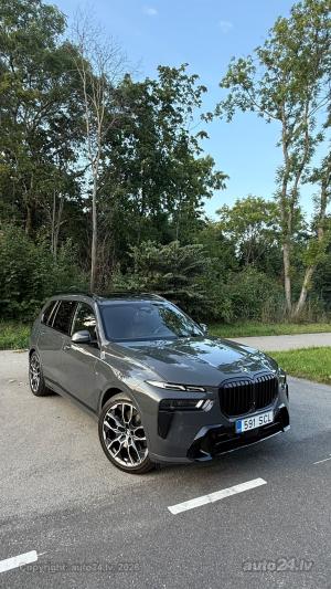 Pelēks BMW X7 2023 Tallina, ar dzinēja tilpumu 3.00 L un nobraukumu 79 tūkst. km par 88900 €, foto 6 vietnē AUTOMOTO.COM.LV