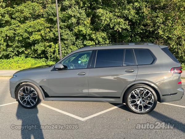 Grey BMW X7 2023 in Tallinn, with an engine capacity of 3.00 L and mileage of 79 thousand km for 88900 €, photo 10 on AUTOMOTO.COM.LV