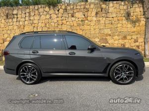 Pelēks BMW X7 2023 Tallina, ar dzinēja tilpumu 3.00 L un nobraukumu 79 tūkst. km par 88900 €, foto 12 vietnē AUTOMOTO.COM.LV