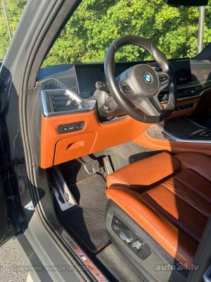 Pelēks BMW X7 2023 Tallina, ar dzinēja tilpumu 3.00 L un nobraukumu 79 tūkst. km par 88900 €, foto 14 vietnē AUTOMOTO.COM.LV