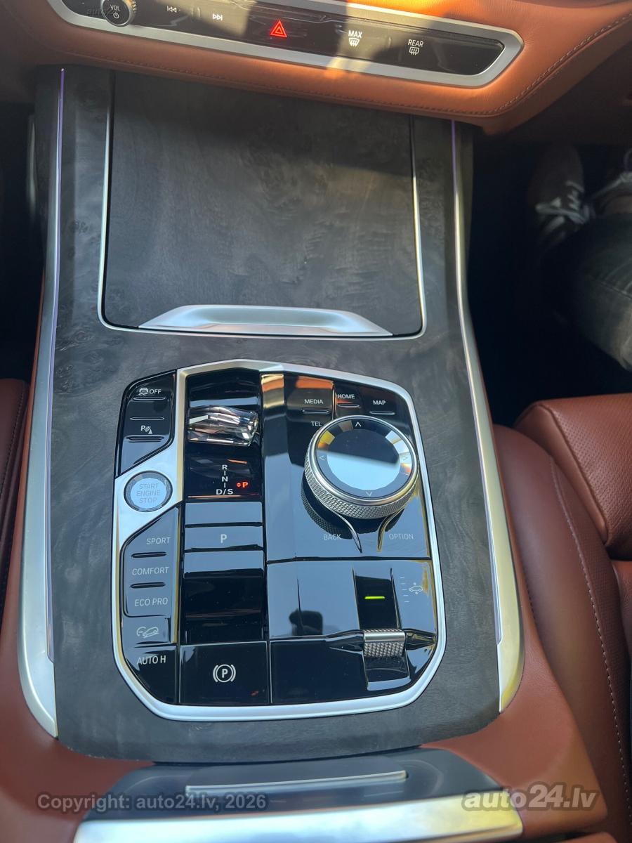 Pelēks BMW X7 2023 Tallina, ar dzinēja tilpumu 3.00 L un nobraukumu 79 tūkst. km par 88900 €, foto 18 vietnē AUTOMOTO.COM.LV