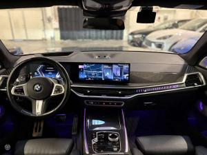 Grey BMW X7 2023 in Vilnius, with an engine capacity of 2.99 L and mileage of 75 thousand km for 86990 €, photo 21 on AUTOMOTO.COM.LV
