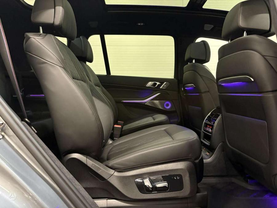 Grey BMW X7 2023 in Vilnius, with an engine capacity of 2.99 L and mileage of 75 thousand km for 86990 €, photo 31 on AUTOMOTO.COM.LV