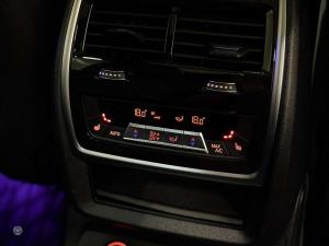 Grey BMW X7 2023 in Vilnius, with an engine capacity of 2.99 L and mileage of 75 thousand km for 86990 €, photo 32 on AUTOMOTO.COM.LV