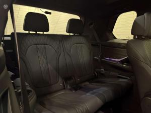 Grey BMW X7 2023 in Vilnius, with an engine capacity of 2.99 L and mileage of 75 thousand km for 86990 €, photo 33 on AUTOMOTO.COM.LV