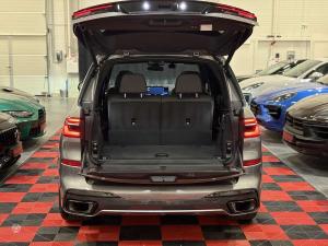 Grey BMW X7 2023 in Vilnius, with an engine capacity of 2.99 L and mileage of 75 thousand km for 86990 €, photo 36 on AUTOMOTO.COM.LV