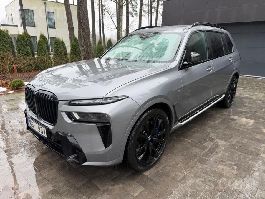 Pelēks BMW X7 2024 Rīga, ar dzinēja tilpumu 3.00 L un nobraukumu 31 tūkst. km par 84995 €, foto 1 vietnē AUTOMOTO.COM.LV