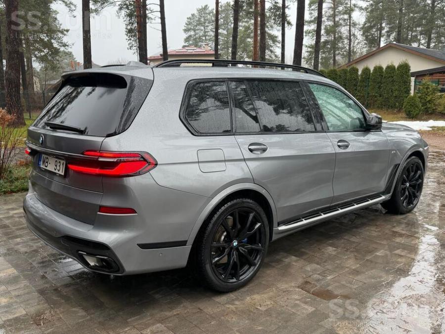 Pelēks BMW X7 2024 Rīga, ar dzinēja tilpumu 3.00 L un nobraukumu 31 tūkst. km par 84995 €, foto 6 vietnē AUTOMOTO.COM.LV