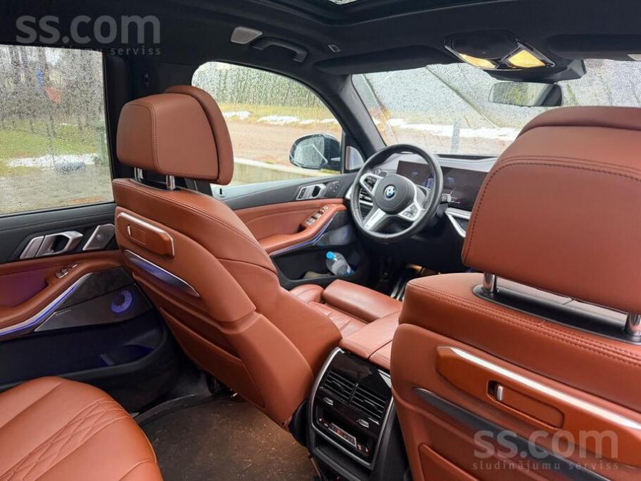 Pelēks BMW X7 2024 Rīga, ar dzinēja tilpumu 3.00 L un nobraukumu 31 tūkst. km par 84995 €, foto 12 vietnē AUTOMOTO.COM.LV