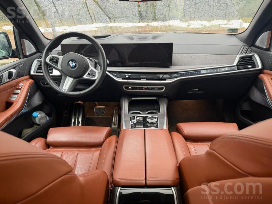 Pelēks BMW X7 2024 Rīga, ar dzinēja tilpumu 3.00 L un nobraukumu 31 tūkst. km par 84995 €, foto 15 vietnē AUTOMOTO.COM.LV