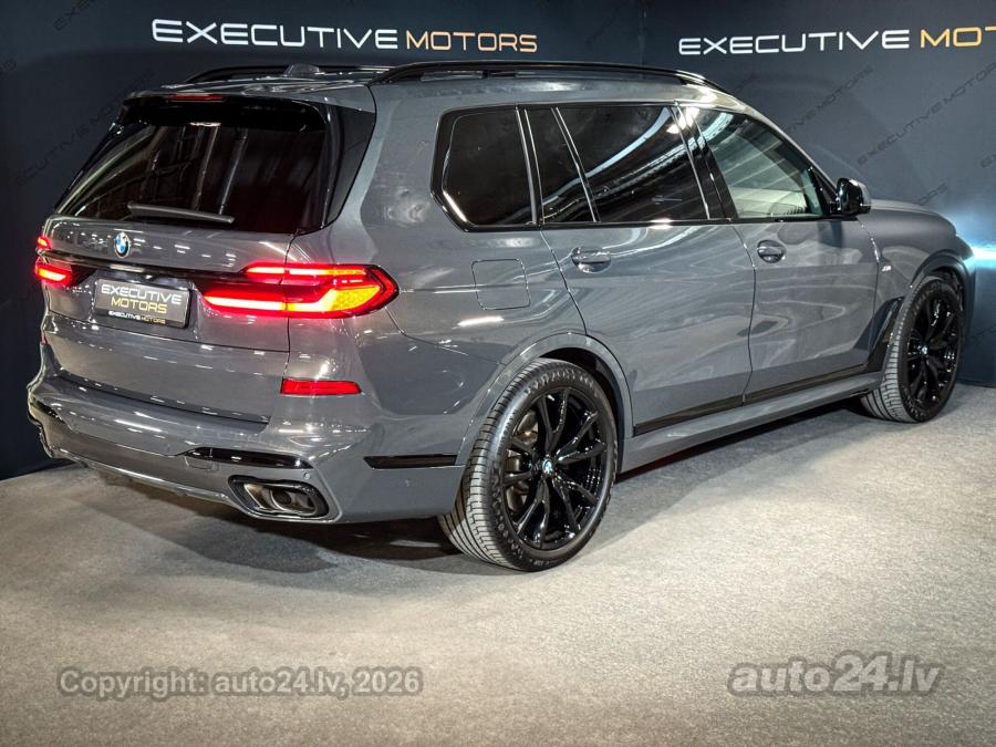 Pelēks BMW X7 2024 Tallina, ar dzinēja tilpumu 3.00 L un nobraukumu 33 tūkst. km par 87900 €, foto 3 vietnē AUTOMOTO.COM.LV
