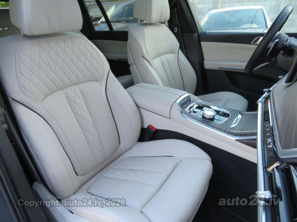 Pelēks BMW X7 2024 Tallina, ar dzinēja tilpumu 3.00 L un nobraukumu 75 tūkst. km par 78000 €, foto 4 vietnē AUTOMOTO.COM.LV