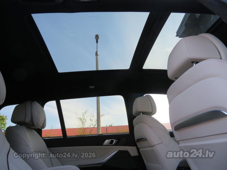 Pelēks BMW X7 2024 Tallina, ar dzinēja tilpumu 3.00 L un nobraukumu 75 tūkst. km par 78000 €, foto 10 vietnē AUTOMOTO.COM.LV