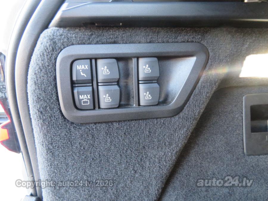 Pelēks BMW X7 2024 Tallina, ar dzinēja tilpumu 3.00 L un nobraukumu 75 tūkst. km par 78000 €, foto 14 vietnē AUTOMOTO.COM.LV
