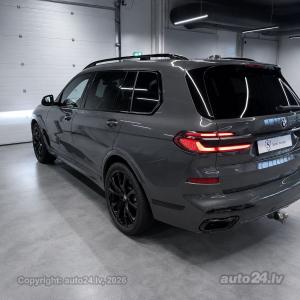 Pelēks BMW X7 2024 Tallina, ar dzinēja tilpumu 3.00 L un nobraukumu 37 tūkst. km par 99000 €, foto 4 vietnē AUTOMOTO.COM.LV