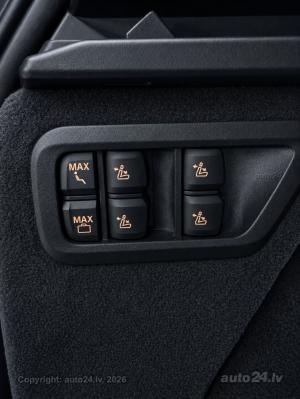 Pelēks BMW X7 2024 Tallina, ar dzinēja tilpumu 3.00 L un nobraukumu 37 tūkst. km par 99000 €, foto 7 vietnē AUTOMOTO.COM.LV