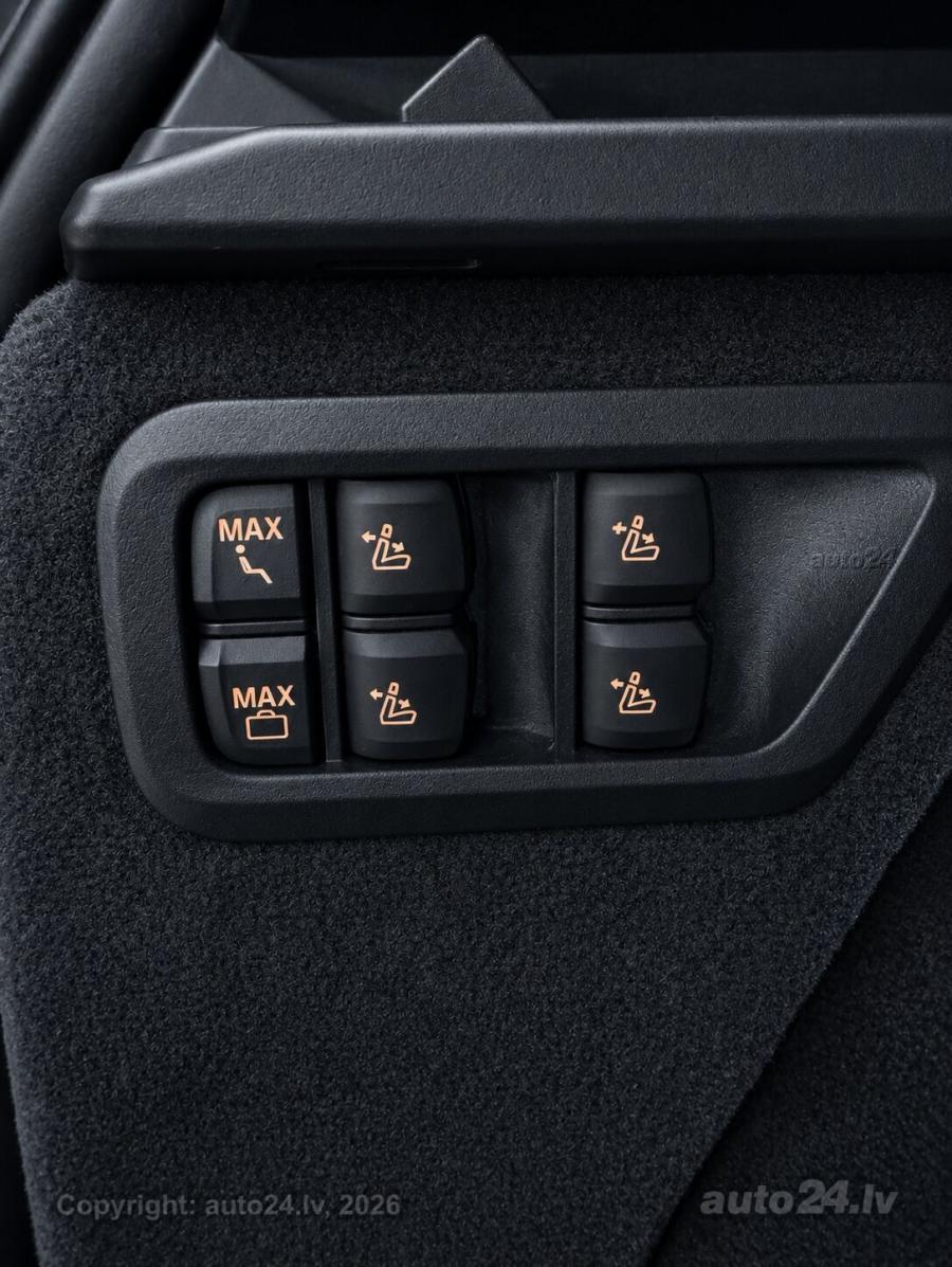Pelēks BMW X7 2024 Tallina, ar dzinēja tilpumu 3.00 L un nobraukumu 37 tūkst. km par 99000 €, foto 7 vietnē AUTOMOTO.COM.LV