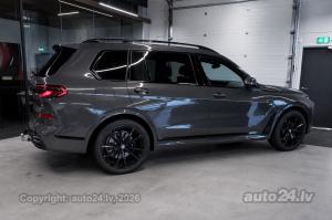 Pelēks BMW X7 2024 Tallina, ar dzinēja tilpumu 3.00 L un nobraukumu 37 tūkst. km par 99000 €, foto 10 vietnē AUTOMOTO.COM.LV